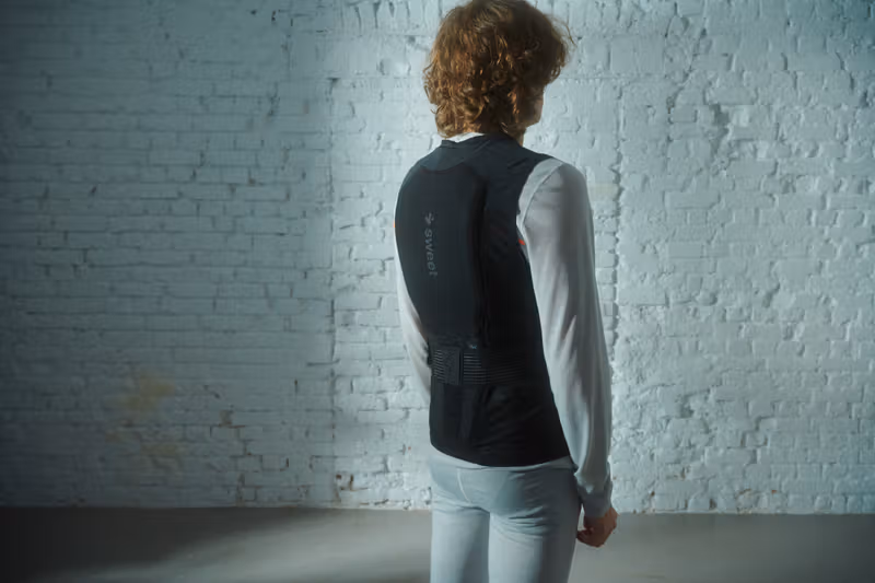 Back Protector Vest 2.0 Men's - True Black